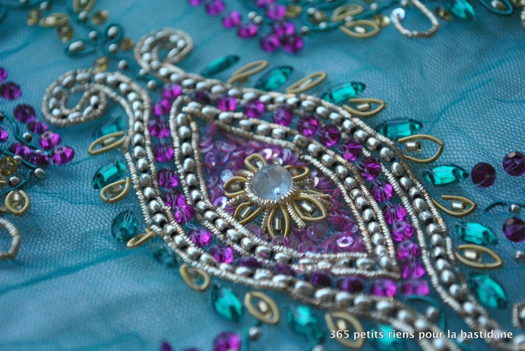 modèle broderie indienne